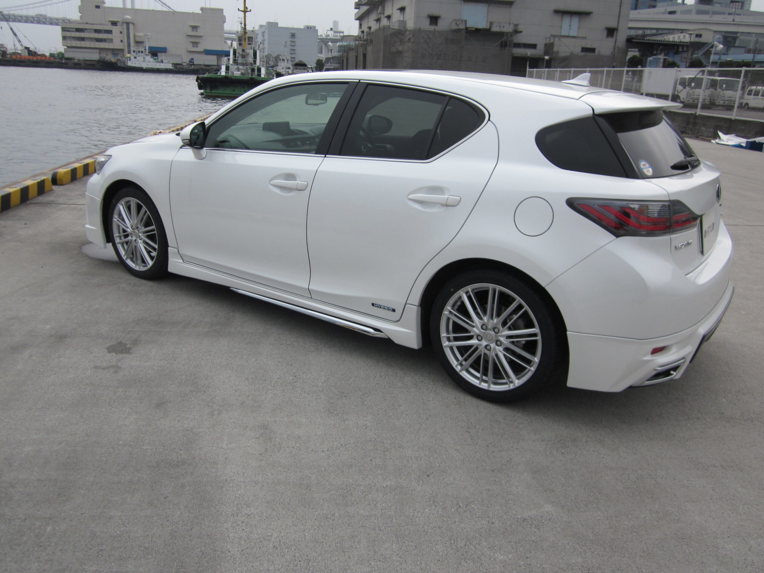 CT200h 前期型 - H-STYLE｜株式会社ホクサン